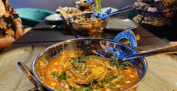 MG Kitchen in Schwalbach am Taunus - Restaurant Reviews, Menu and ...