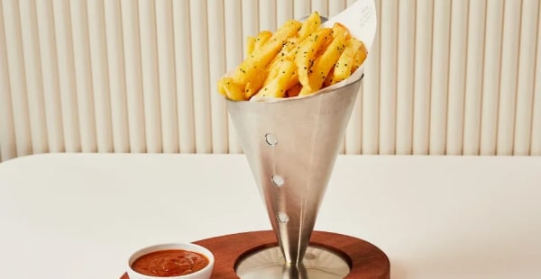 Restaurant Gordon Ramsay Burger at Harrods à London - Brompton Ward ...