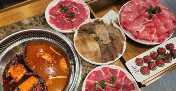 Da Long Yi Hot Pot Paris In Paris Restaurant Reviews Menu And Prices Thefork