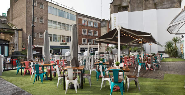 Slug & Lettuce Bristol City Centre in Bristol - Restaurant Reviews ...