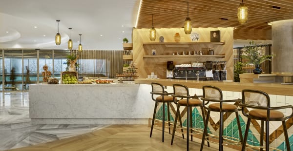 Commune Restaurant Schiphol in Schiphol - Restaurant Reviews, Menu and ...