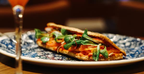 Commune Restaurant Schiphol in Schiphol - Restaurant Reviews, Menu and ...