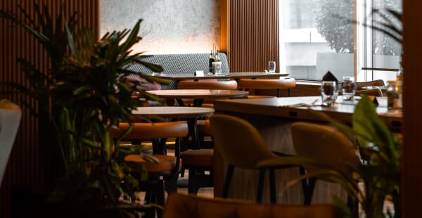 Commune Restaurant Schiphol in Schiphol - Restaurant Reviews, Menu and ...