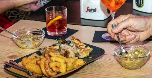 Marathon Restaurant & Pub in Genoa - Restaurant Reviews, Menu and ...