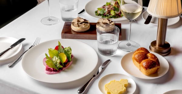 Claridge's Restaurant in London - Restaurant Reviews, Menu and Prices ...