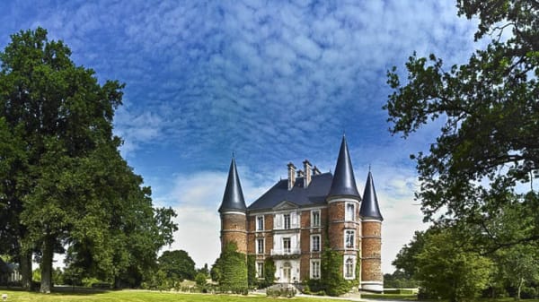 Restaurant Les Tourelles - Château d'Apigné à Le Rheu (35650) - Menu ...