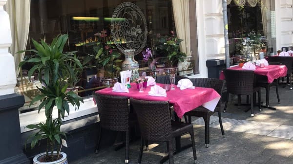 Happy Corner in Amsterdam - Restaurant Reviews, Menus, and Prices | TheFork