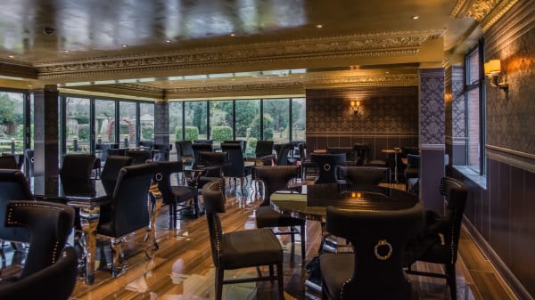 Newlands Corner Restaurant at Guildford Manor Hotel in Guildford ...