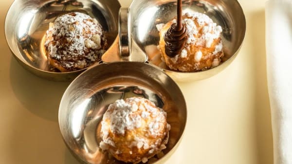 Restaurant Alfred Paris à Paris - Menu, avis, prix et réservation | TheFork