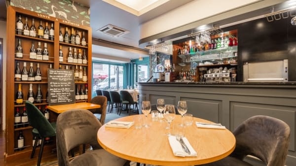 Vin et Marée - Suffren in Paris - Restaurant Reviews, Menu and Prices ...