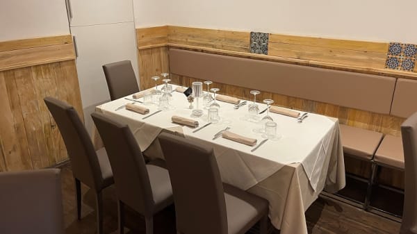 Medì Restaurant Wine & Food a Foligno - Menu, prezzi, immagini ...