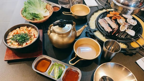 Han Table Barbecue - Porto Store in Porto - Restaurant Reviews, Menu ...