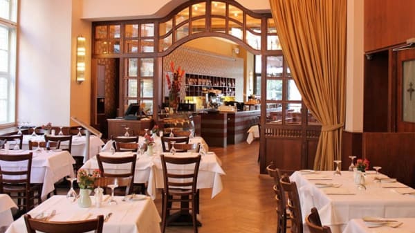 Hackescher Hof in Berlin - Restaurant Reviews, Menu and Prices | TheFork