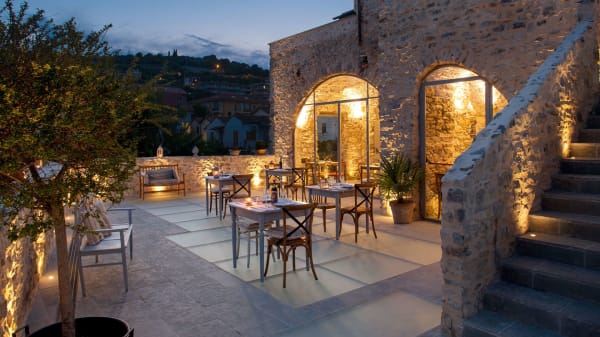 Locanda Del Cavaliere a San Bartolomeo Al Mare - Menu, prezzi, immagini ...