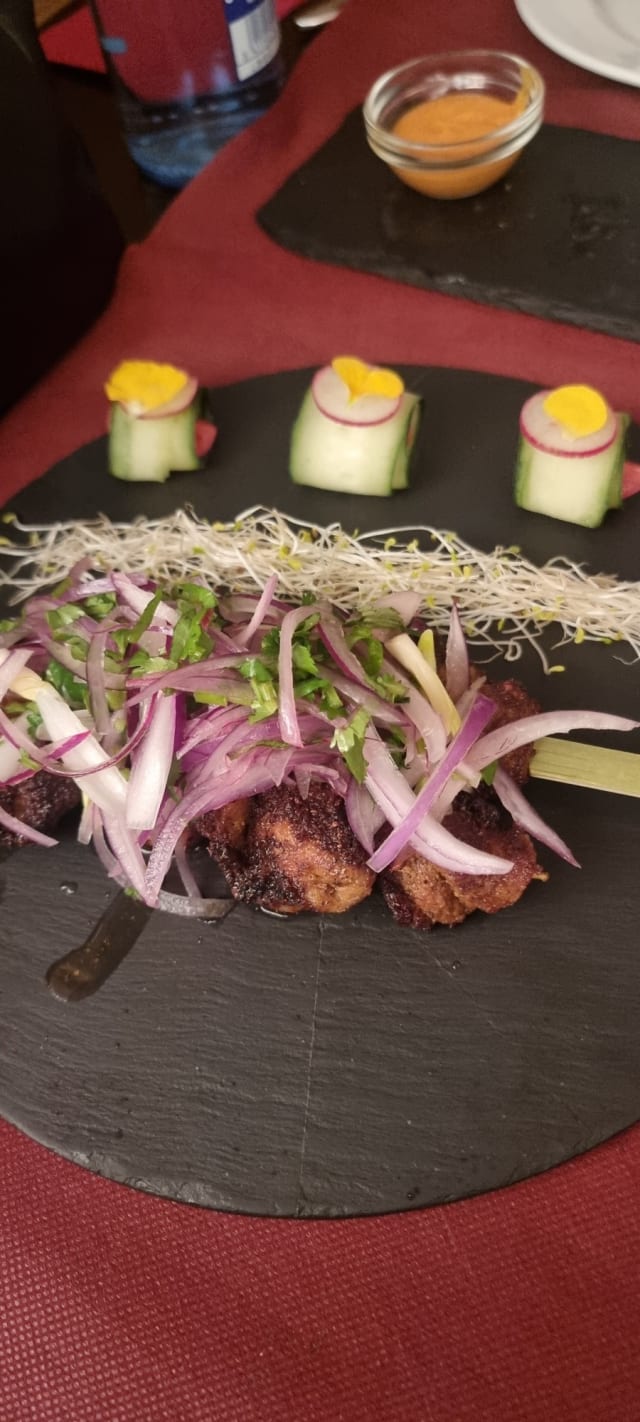 Lasun, Gastronomía Nepalí in Barcelona - Restaurant Reviews, Menu and ...