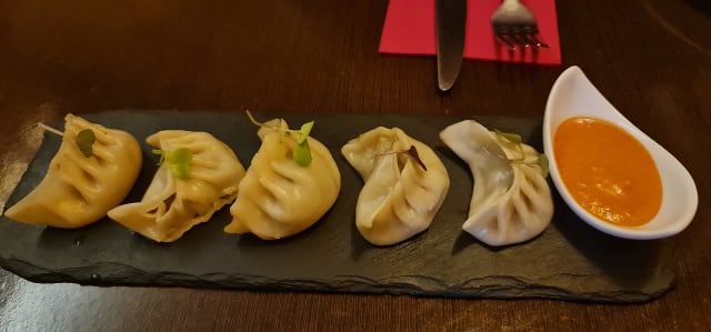 Lasun, Gastronomía Nepalí in Barcelona - Restaurant Reviews, Menu and ...