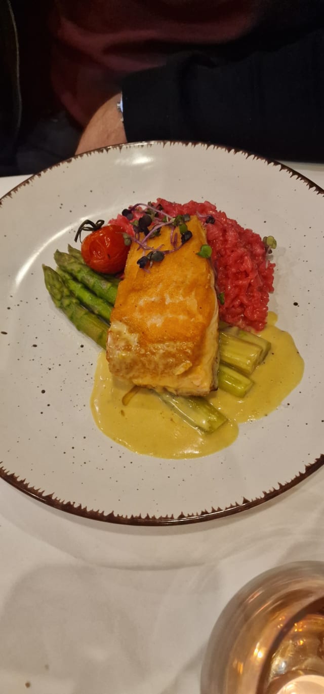 SURF' N TURF KITCHEN in Hamburg - Restaurant Reviews, Menu and Prices ...