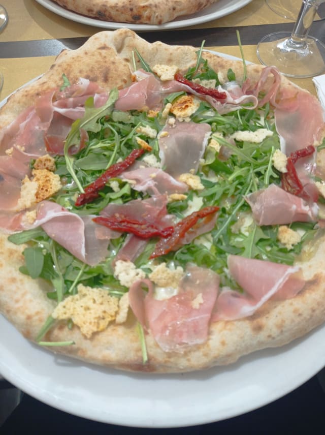 Menu 2023 - Vela Pizza e Tradizioni in Pavia | TheFork