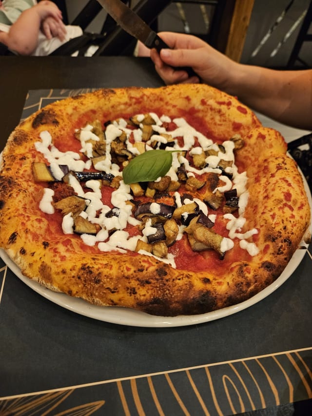 Menù completo e carta 2024 - Mängata - Contemporary Pizza a Palermo ...