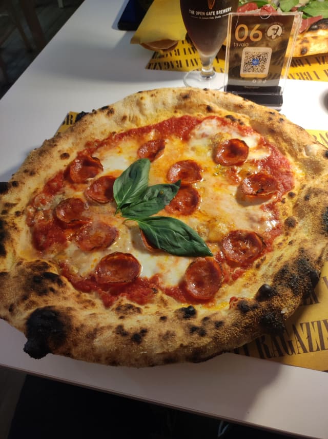 I Bravi Ragazzi Pizzeria a Meda - Menu, prezzi, immagini, recensioni e ...