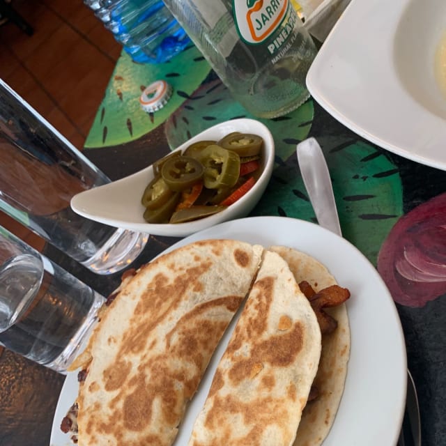 Carta y menù 2024 Actualizados - DF BAR Tortería Mexicana en Madrid ...