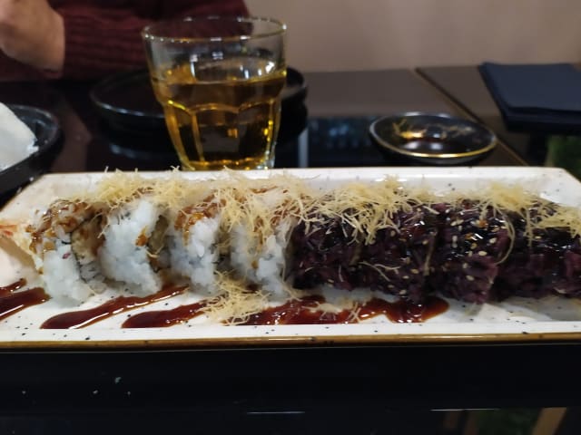 Menù completo e carta 2024 - Komi Sushi Restaurant a Roma | TheFork