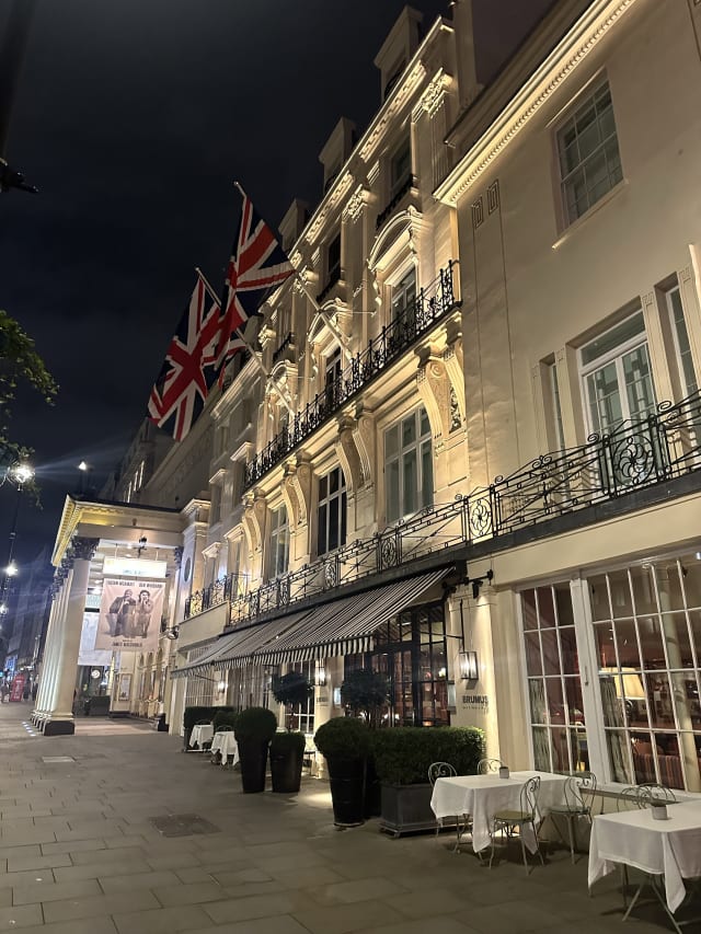 Brumus Bar & Restaurant in London - Restaurant Reviews, Menus, and ...