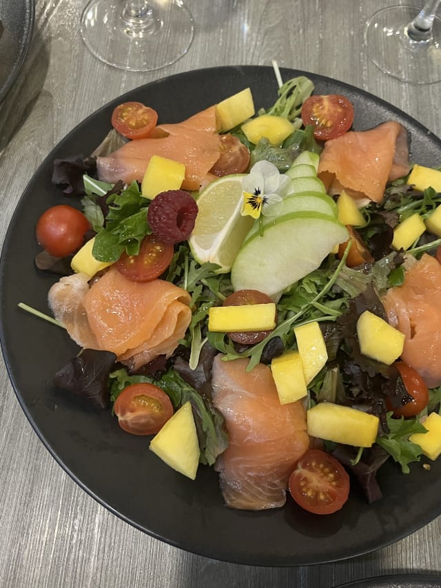 Azure em Carcavelos - Preços, menu, morada, reserva e avaliações do ...