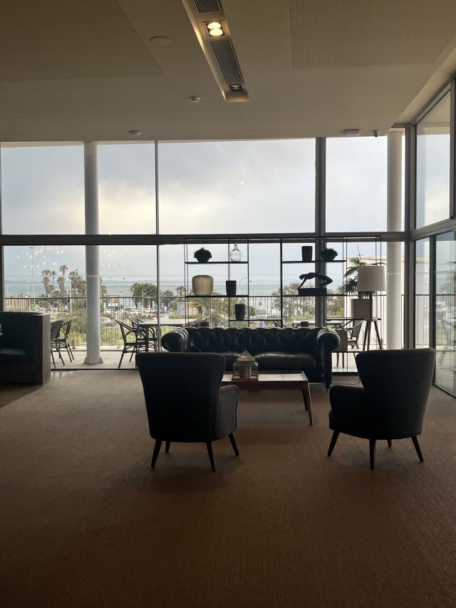 Azure em Carcavelos - Preços, menu, morada, reserva e avaliações do ...