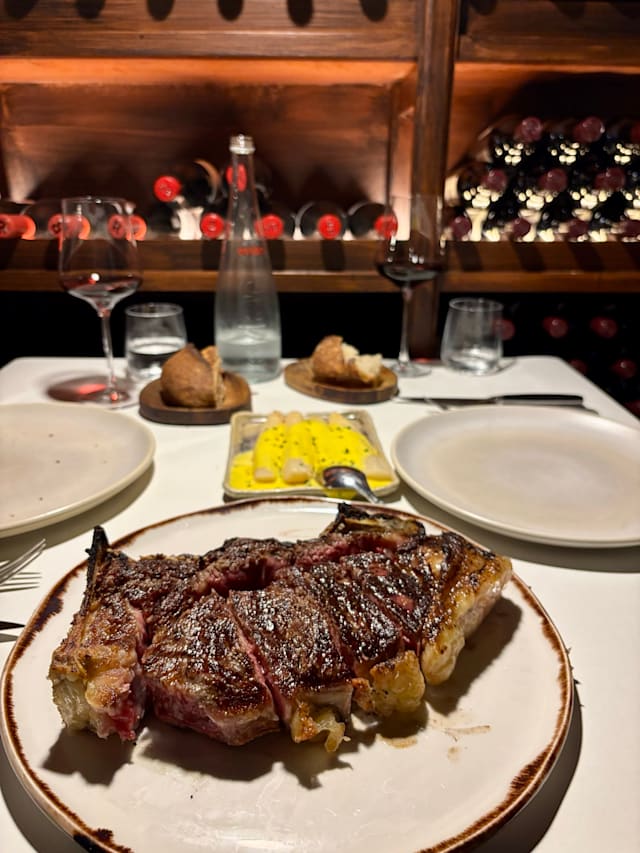 Casa Julian de Tolosa in Tolosa - Restaurant Reviews, Menu and Prices ...