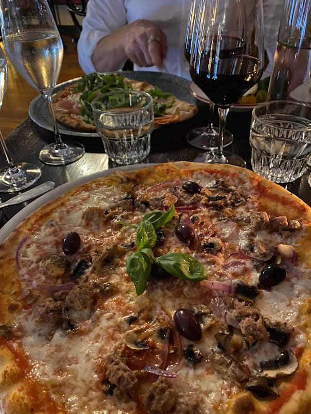 Da Peppe Due Vasastan i Stockholm - Restaurangens meny, öppettider ...