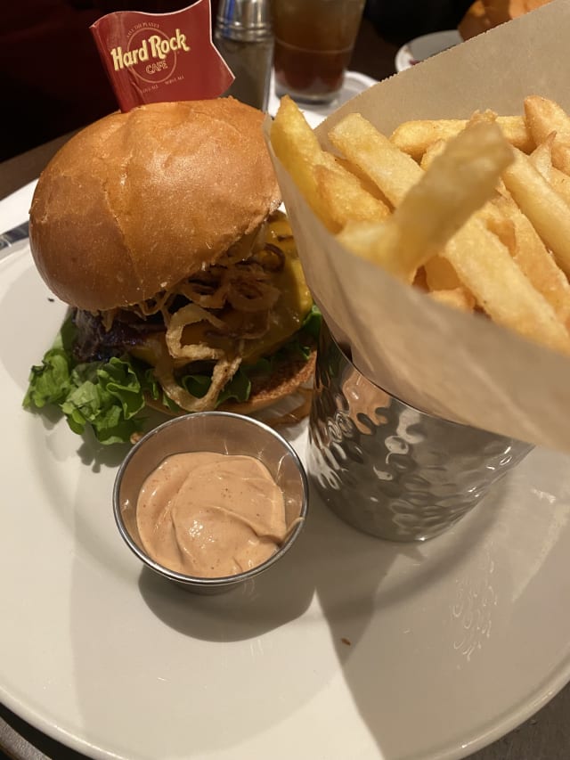 Menù completo e carta 2025 - Hard Rock Cafe Milan a Milano | TheFork