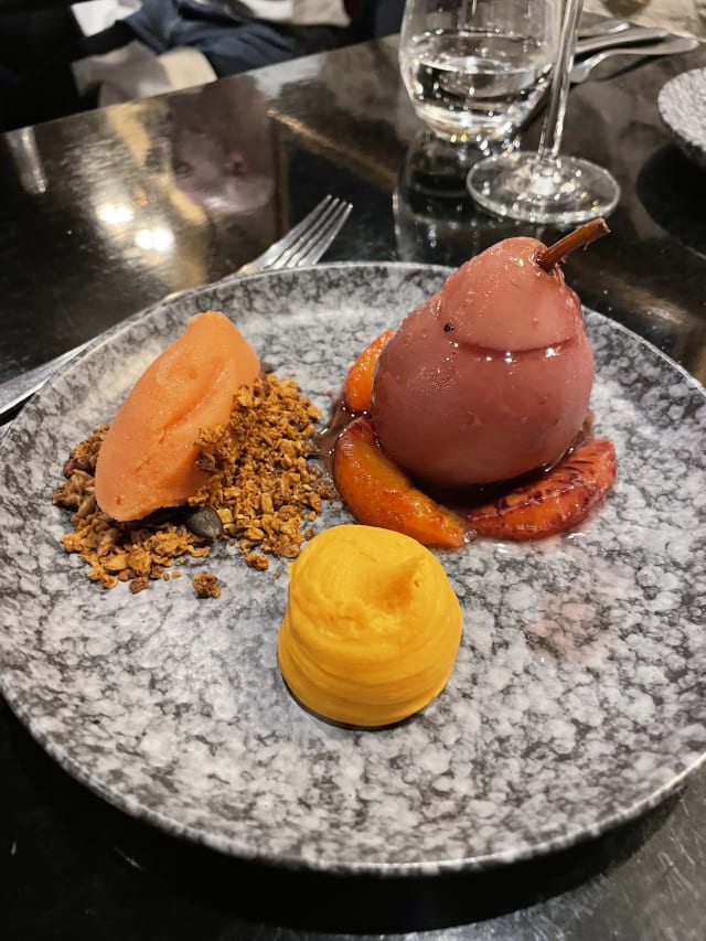 Restaurant L'Evadé à Paris - Menu, avis, prix et réservation | TheFork