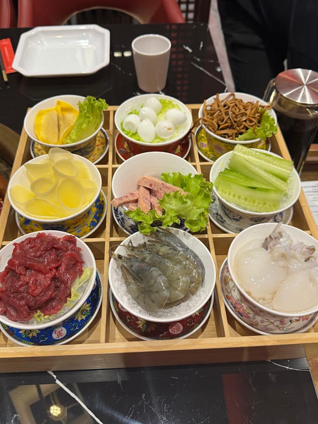 Hotpot - Chao Tian Men (朝天門) in Paris - Restaurant Reviews, Menu and ...