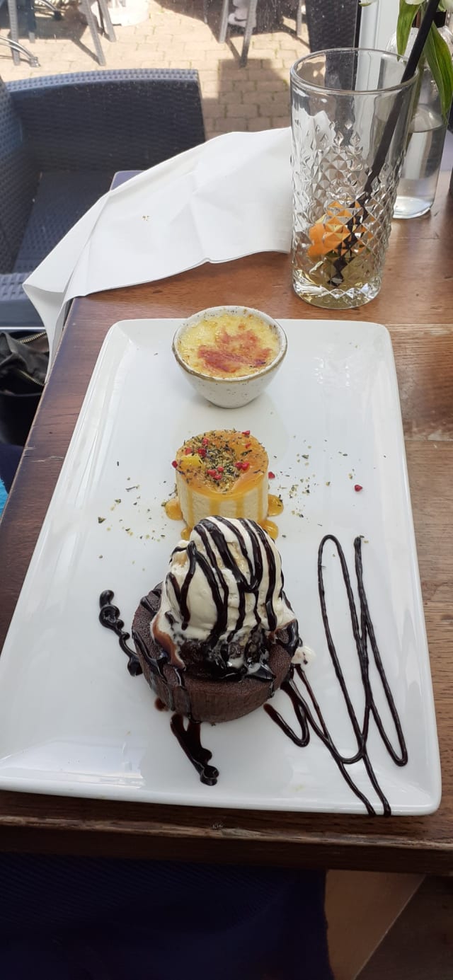 Menus 2025 - The Fishers Pond in Eastleigh | TheFork