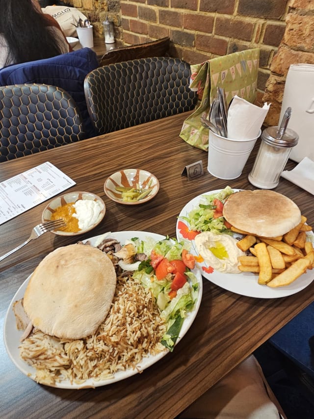 Soor Lebanese cuisine (Edgware Road) in London - Restaurant Reviews ...