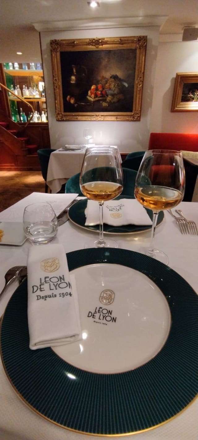 Restaurant Léon de Lyon à Lyon - Menu, avis, prix et réservation | TheFork