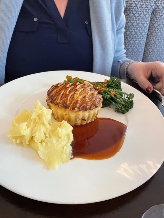 Fitz’s Brasserie in London - Restaurant Reviews, Menus, and Prices ...