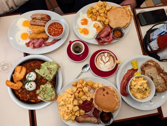 Menus 2025 - The Breakfast Club in St. Pancras International Station in ...