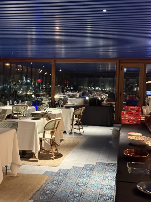 Carta y menù 2025 Actualizados - Azul Rooftop Barceloneta en Barcelona ...