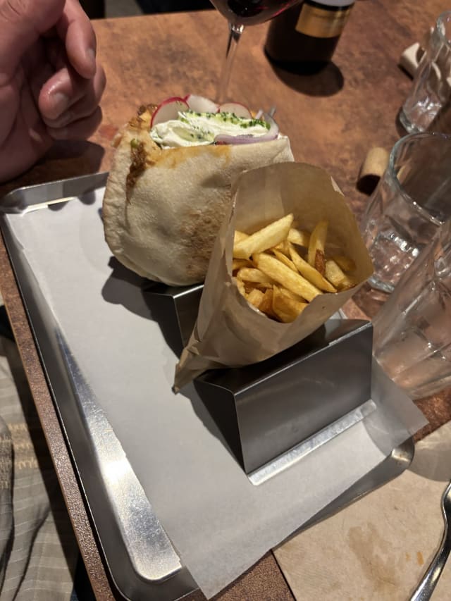 Barouk Lx Factory em Lisboa - Preços, menu, morada, reserva e ...