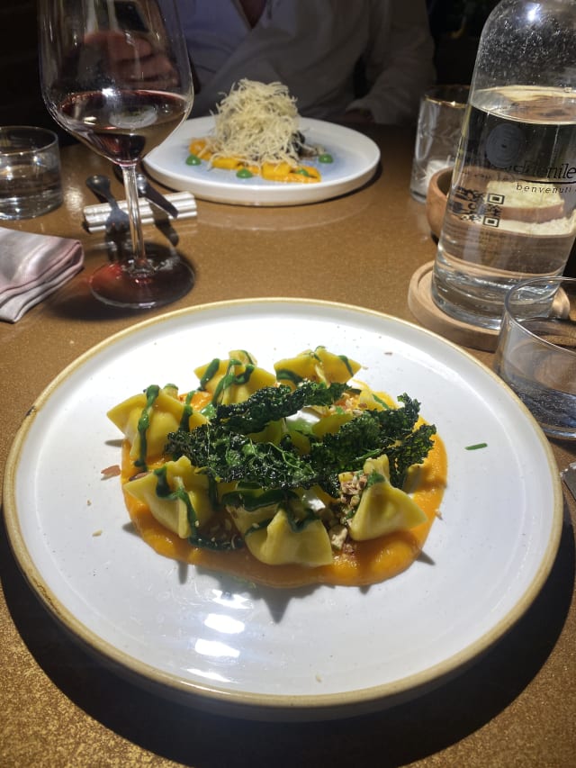 Fienile Fluo a Bologna - Menu, prezzi, immagini, recensioni e indirizzo ...