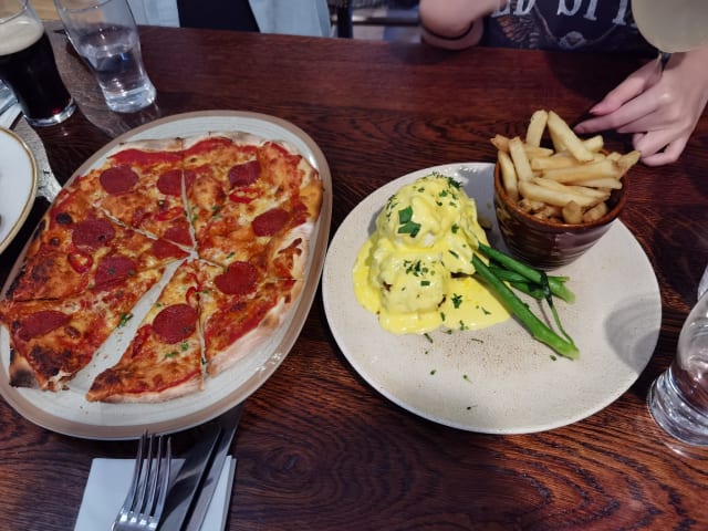 The Cunning Man in Reading - Restaurant Reviews, Menus, and Prices ...