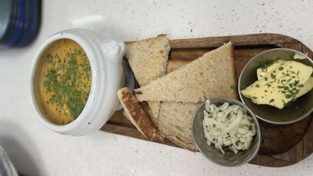 Carte et Menus 2025 - The Spires Cafe & Restaurant à Oxford | TheFork