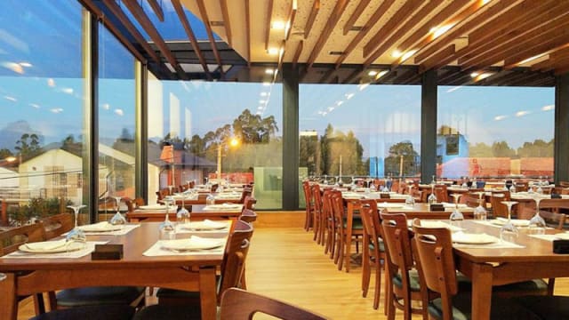 Enoteca 17.56 in Vila Nova de Gaia - Restaurant Reviews, Menu and ...