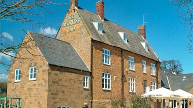 The Cromwell Cottage in Northampton - Restaurant Reviews, Menu and ...