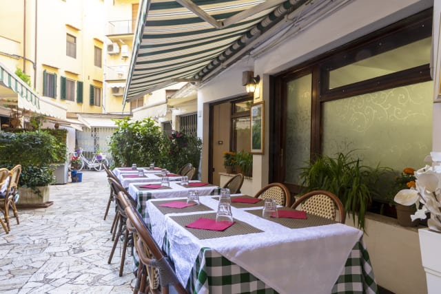 Picteau Bistrot & Bar in Florence - Restaurant Reviews, Menus, and ...