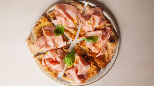 Carte et Menus 2025 - Parià Pizzeria Partenopea à L'Aquila | TheFork