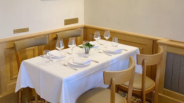 Restaurant Riviera Fuga à Paris - Menu, avis, prix et réservation | TheFork