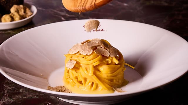 Pinna Restaurant in London - Restaurant Reviews, Menus, and Prices ...